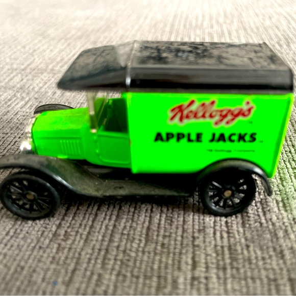 Toys | 1989 Matchbox 1921 Model T Ford Kelloggs Apple Jacks 152 Diecast ...